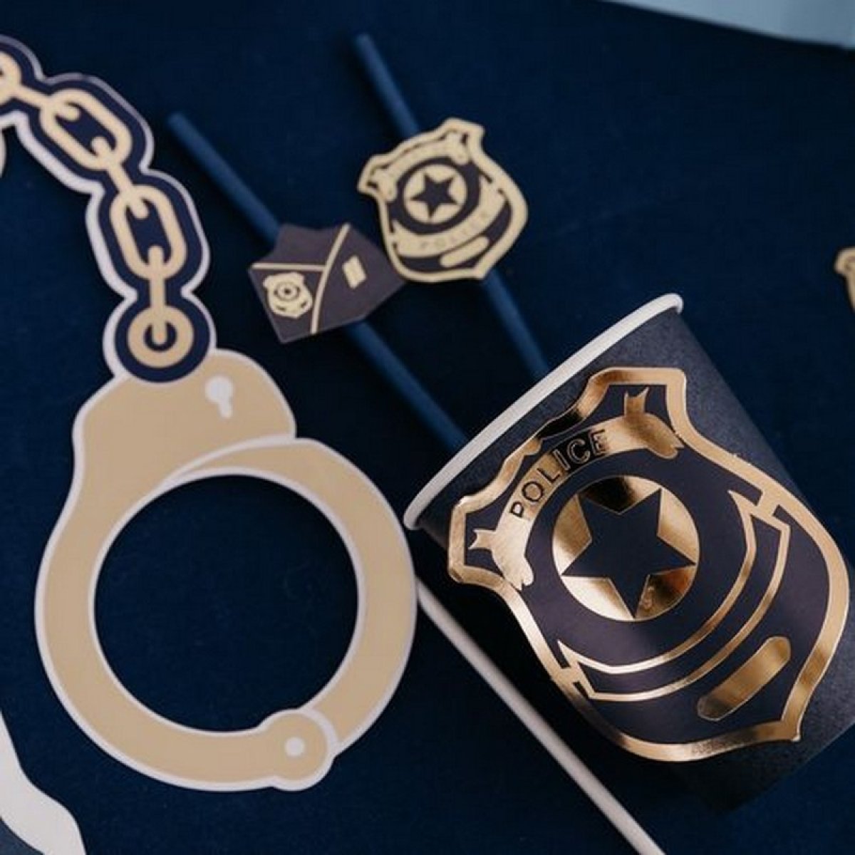 Politi Badge Krus til 39 kr. på Temashop.dk