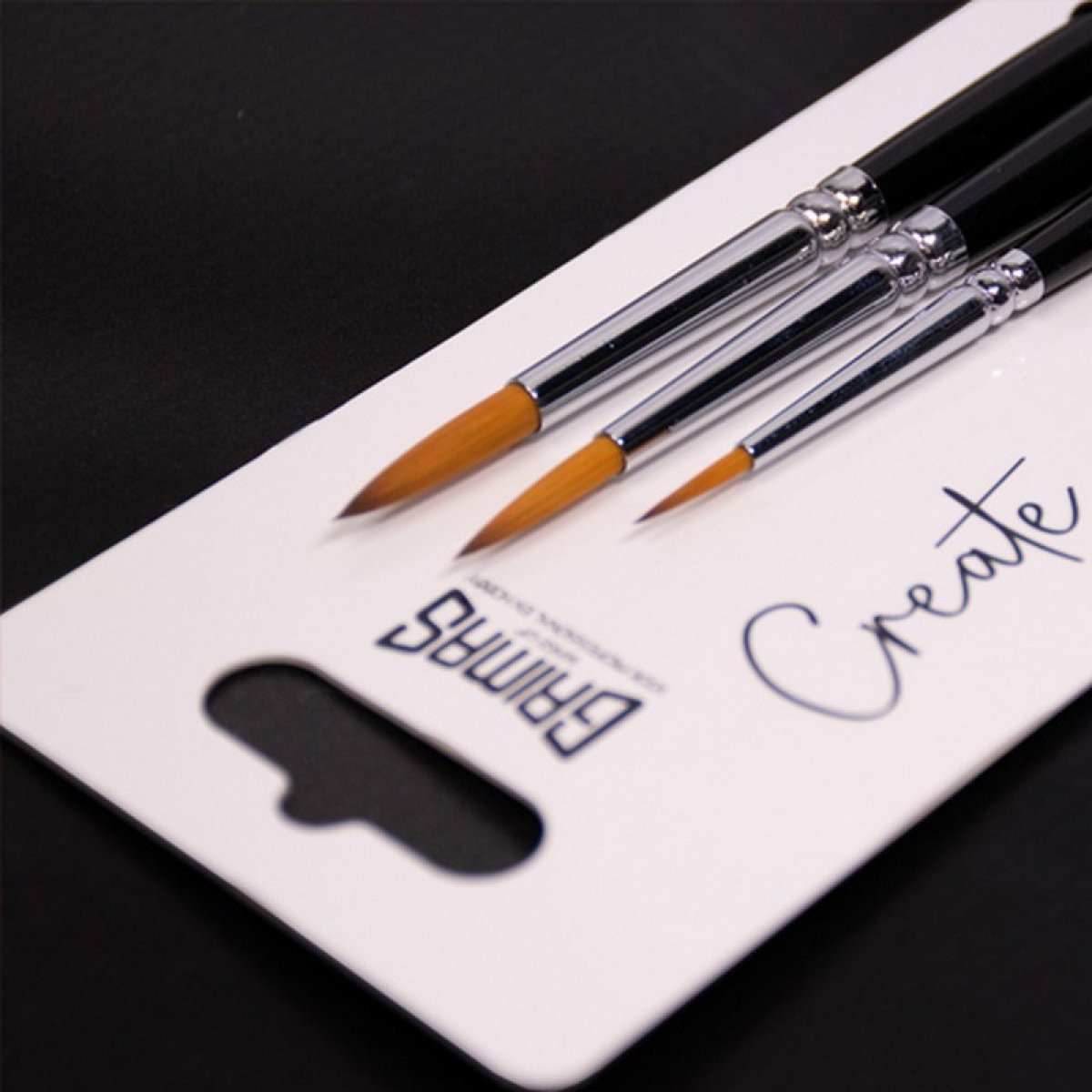 Grimas Face Paint Brush Set Round 2/4/6 til 99 kr. på Temashop.dk