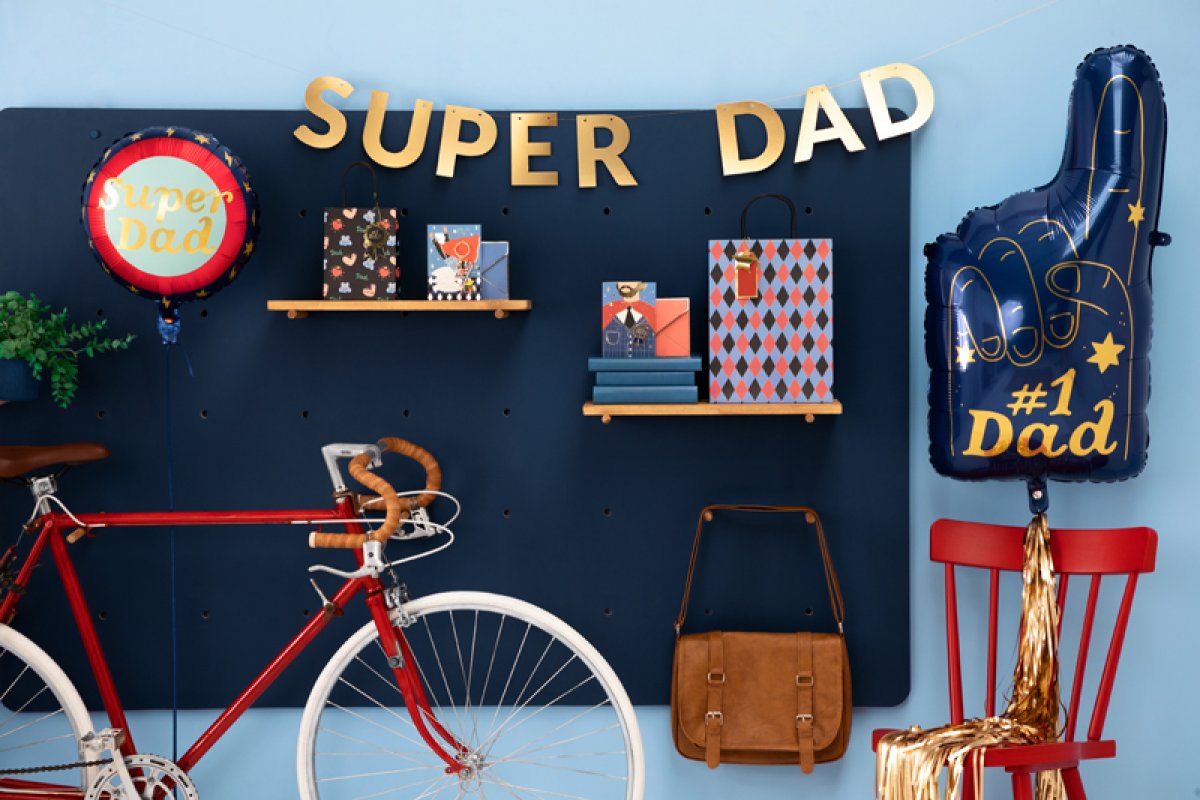 Køb Super Dad Kort Med Badge til kun 39 kr | Temashop.dk