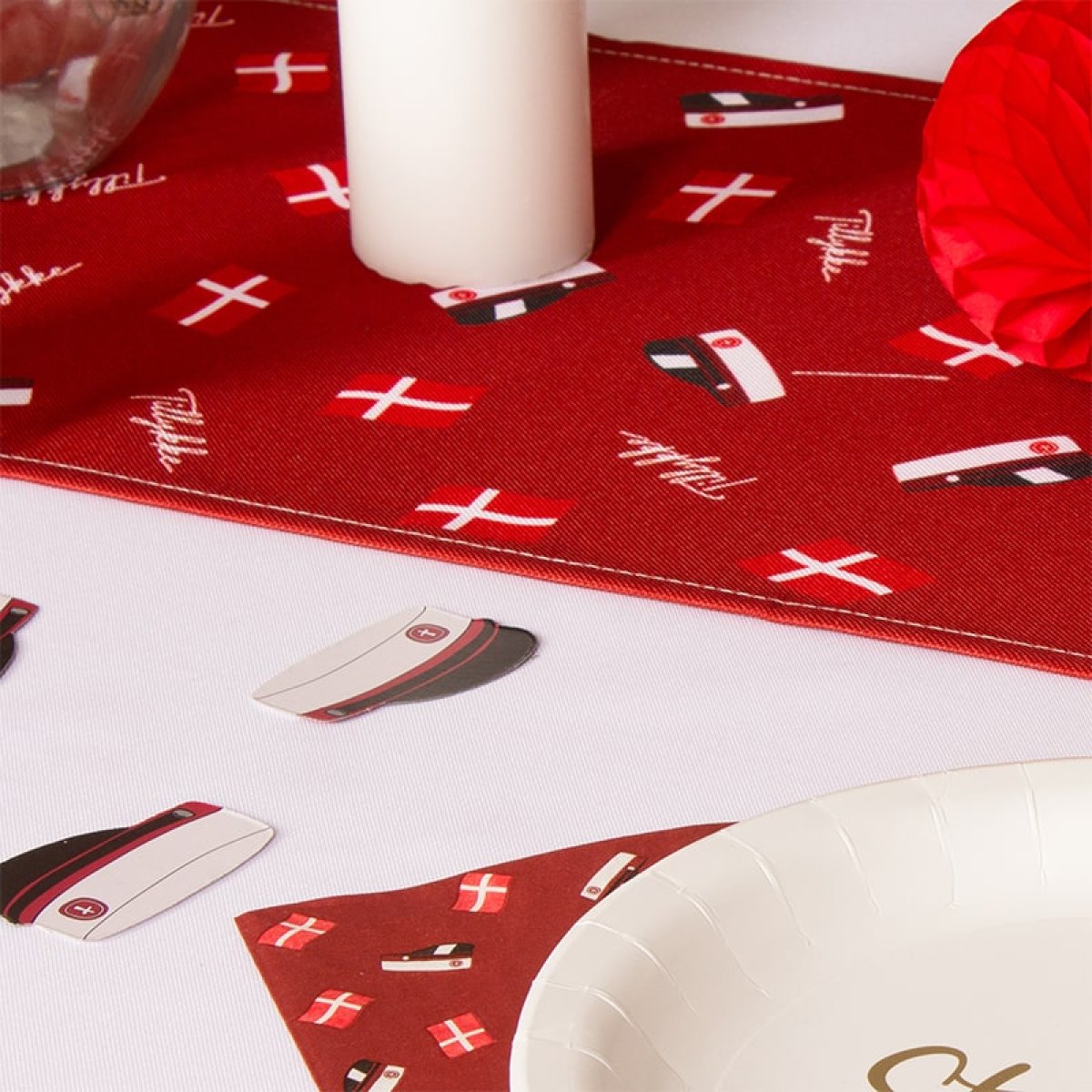 Studenterpynt STX - Køb pynt til fejring af STX eksamen her