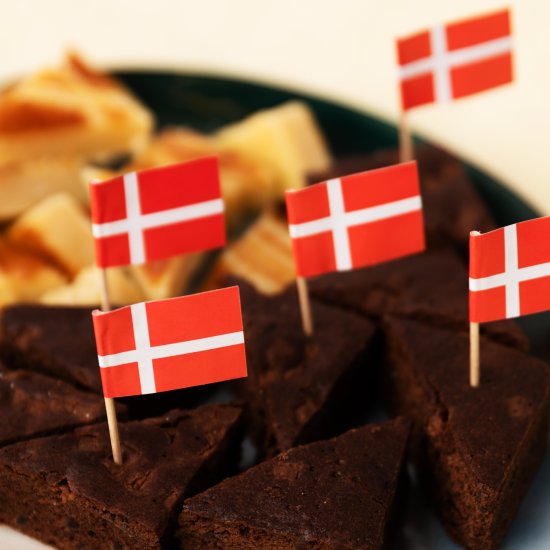 Langkilde & Søn Dannebrog Lagkage Flag til 199 kr. på Temashop.dk